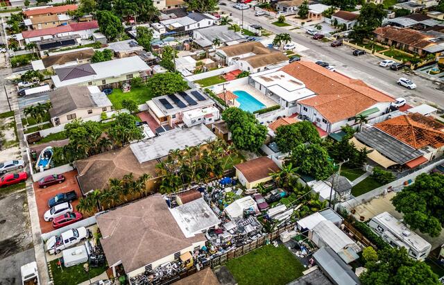 Hialeah regulates mobile homes, boats to prevent renting | Miami Herald