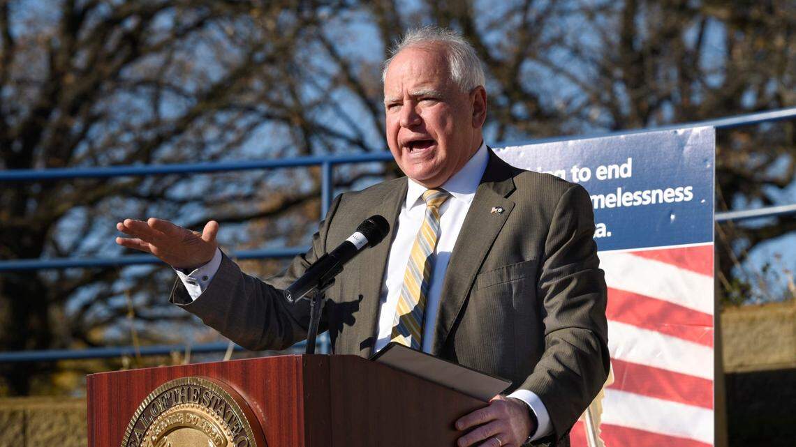 Trump llama a Tim Walz ‘izquierdoso radical’ | El Nuevo Herald