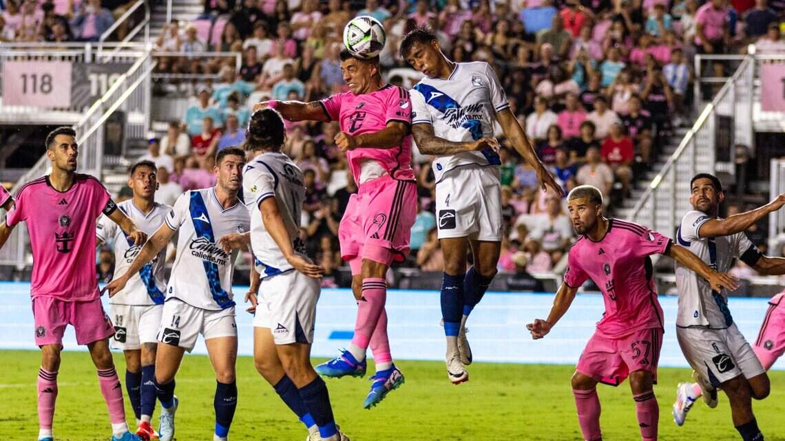 Con Messi en la tribuna, Inter Miami derrota a Puebla en la Leagues Cup ...