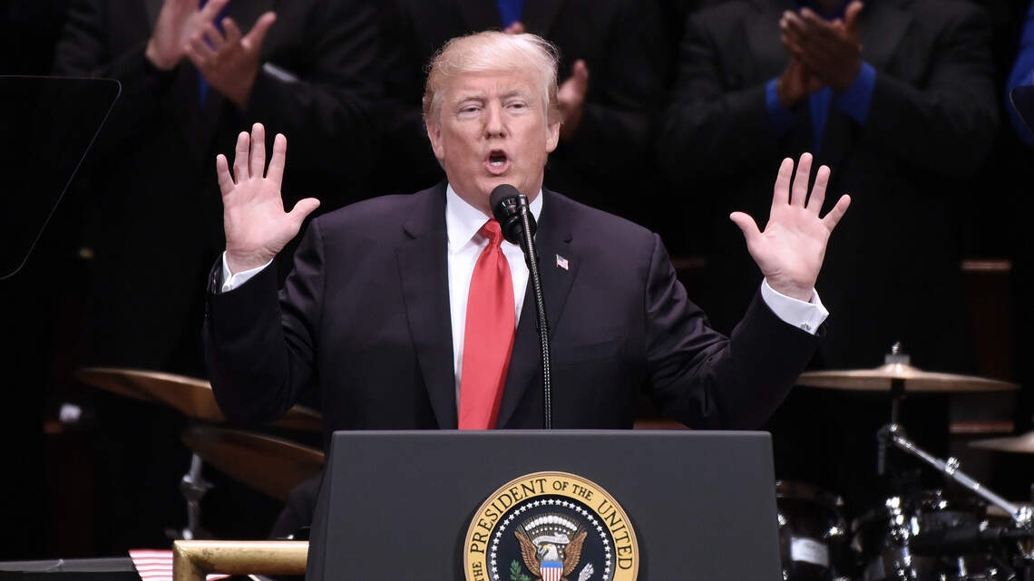 Trump widens war on lawyers; immigration attorneys fight back | Miami ...
