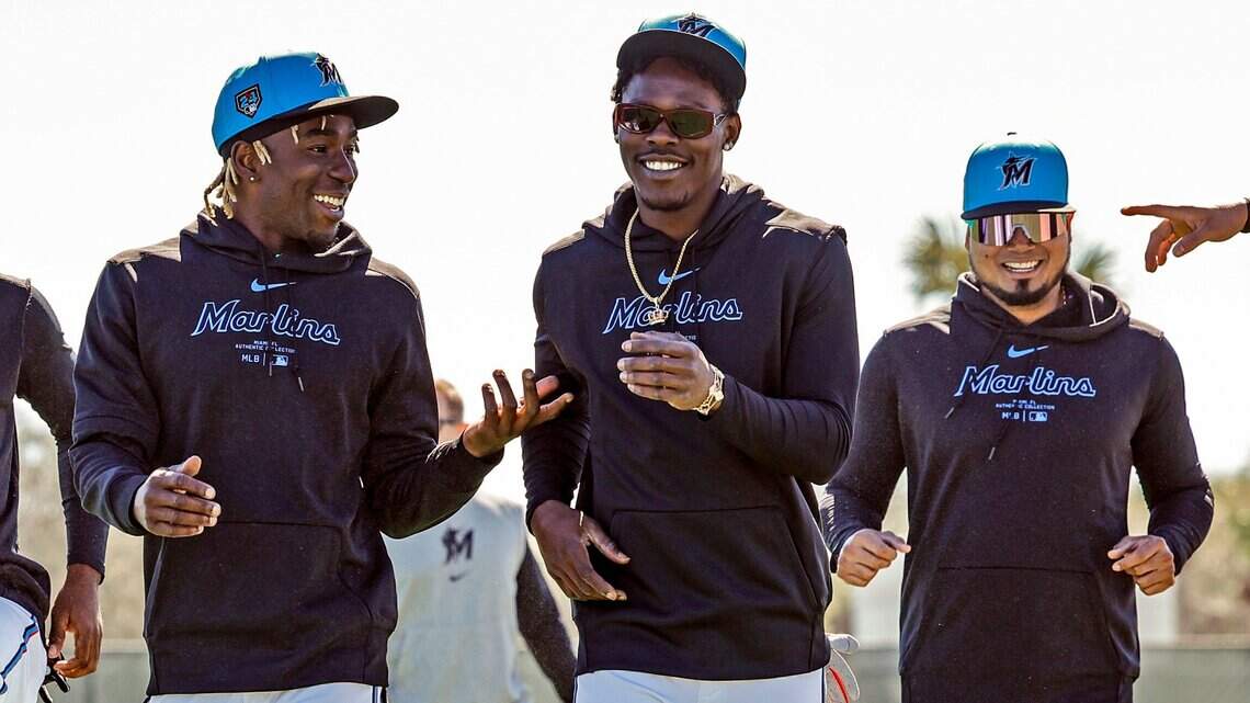 Gordon, Chisholm Jr. y Arráez, el trío de la buena vibra de los Marlins ...